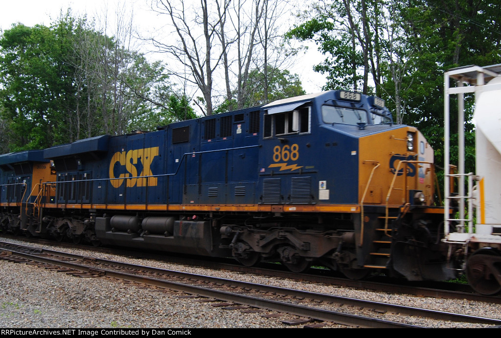 CSX 868